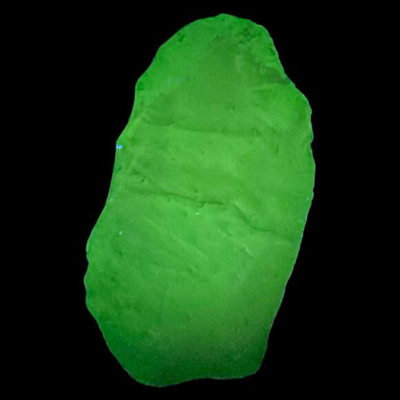 Accents | Emerald Green Translucent Art Glass Cullet Glowing Manganese ...